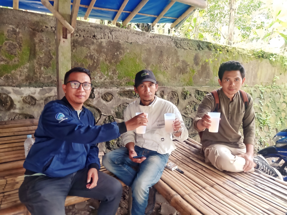 Jalan-jalan Roy, Rabil, Feryal (R2F) ke Pusuk, Manfaat Tuak Manis Untuk ...