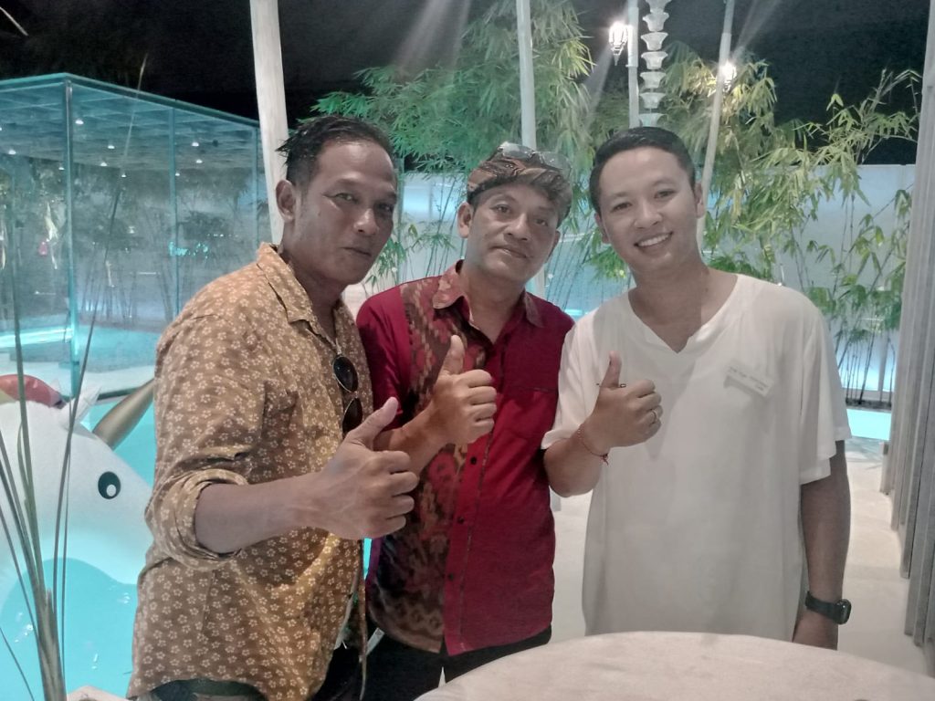 "THE TOP" Resto dan Bar di Seminyak-Bali yang Nyaman Dengan Desain ...